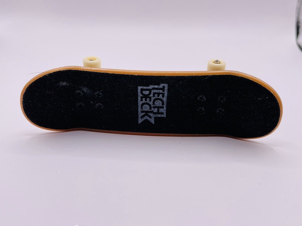 Tech Deck Paul Rodriguez Skeleton And Roses Skate Deck Trick Deck ...