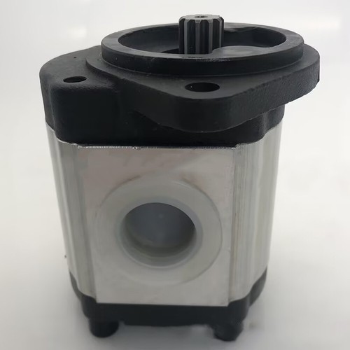 Hydraulic Pump 6669385 6650678 6667723 for Bobcat 753 763 773 7753 653 ...