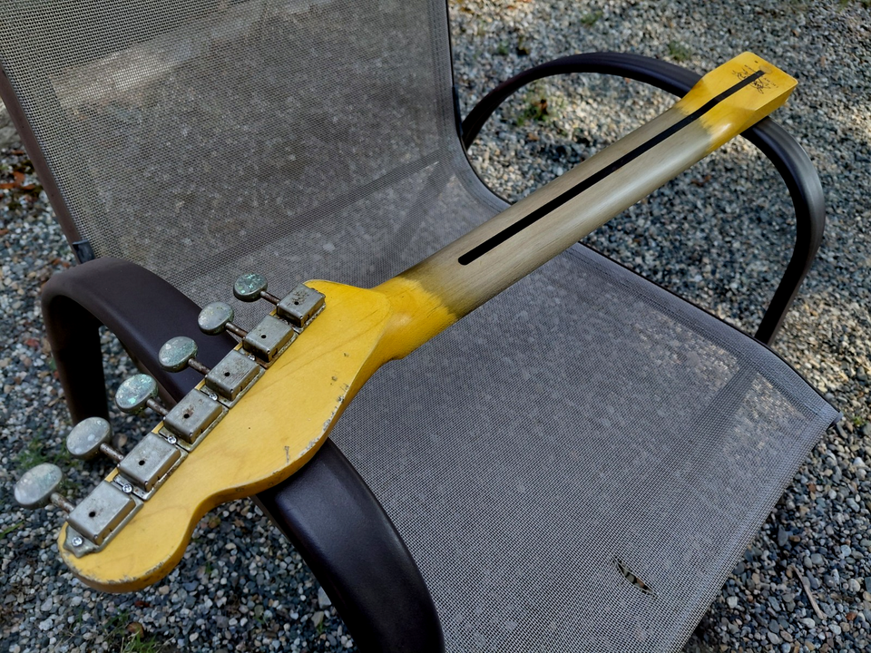 Maple Fender Lic Relic Tele neck aged Nitro 52 TELECASTER Mr G's Custom ...