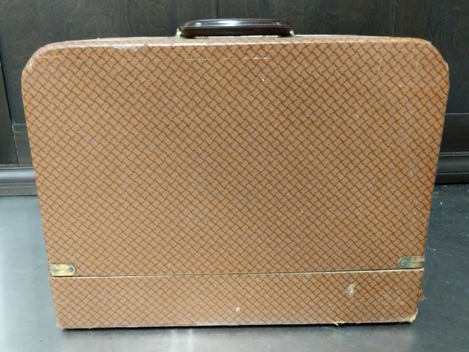 WHITE Long Shuttle Sewing Machine and Case. E-6354. Excellent Vintage ...