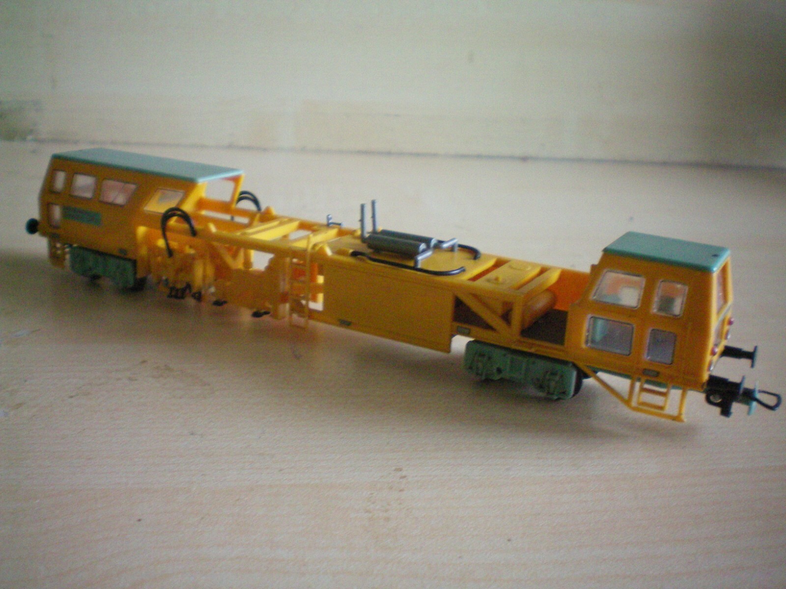 PLASSER & THEURER GLEISBAUMASCHINE VON LILIPUT -DAS ORGINAL | eBay.de