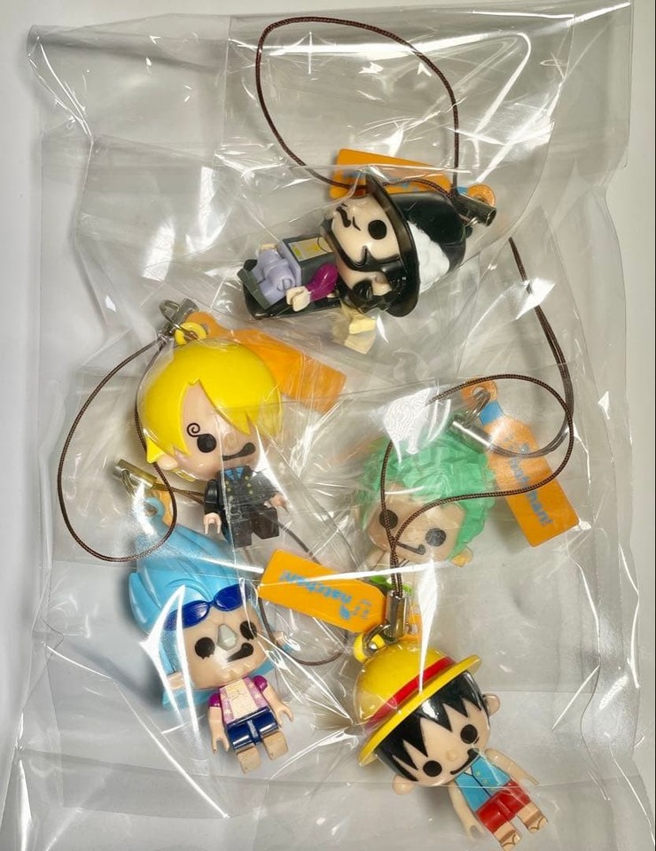 One piece keychain set of 5 | eBay