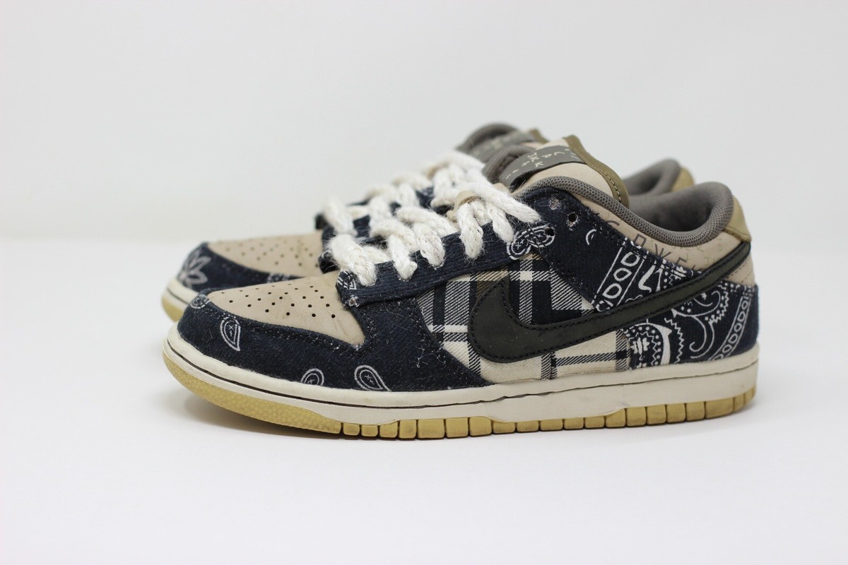 Size 4.5 - Nike Dunk Low Premium QS SB x Travis Scott Cactus Size 4.5 - Nike Dunk Low Premium QS SB x Travis Scott Cactus