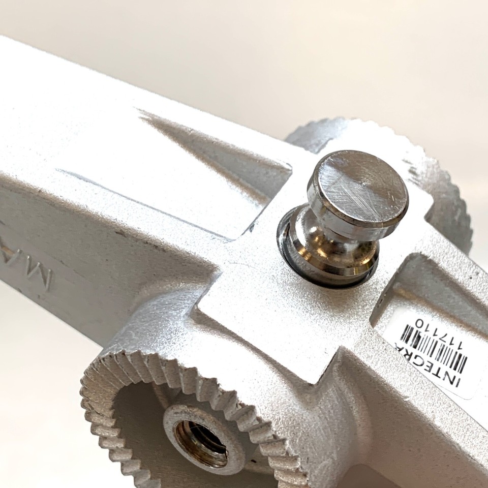 Integra Mayfield REF A1059, Surgical Skull Clamp | eBay