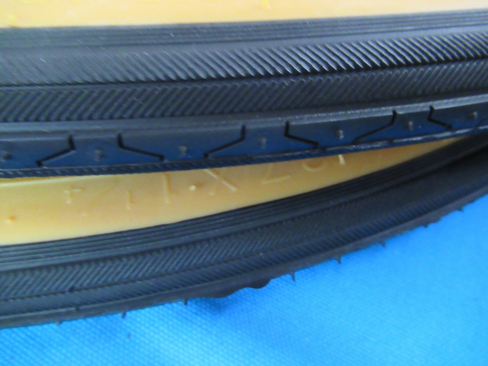 bicycle-tire-27-x-1-1-4-32-630-black-gum-wall-set-new-ebay