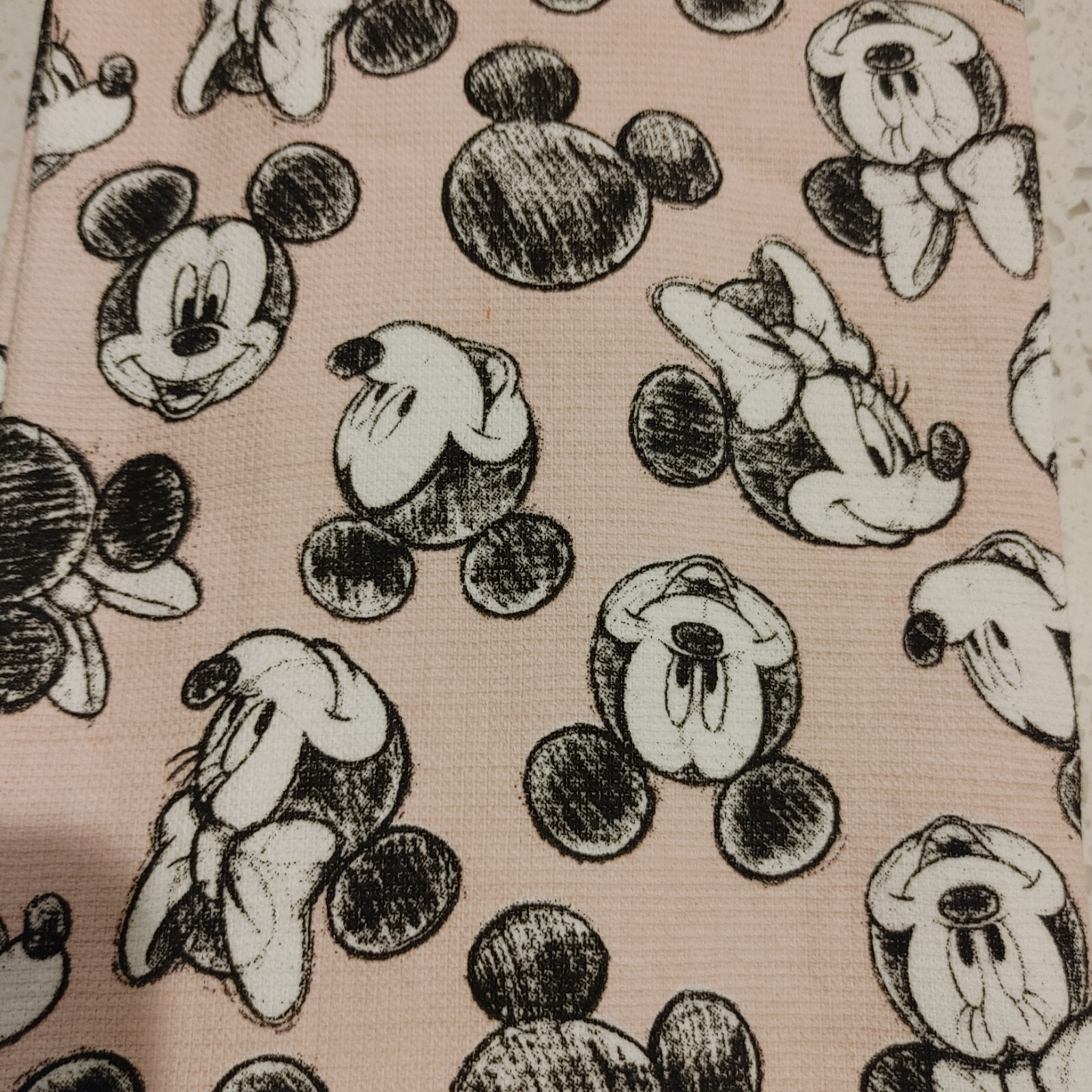 Set of 4 Disney Minnie & Mickey Mouse Heads Pink Hand Towels & Mini ...