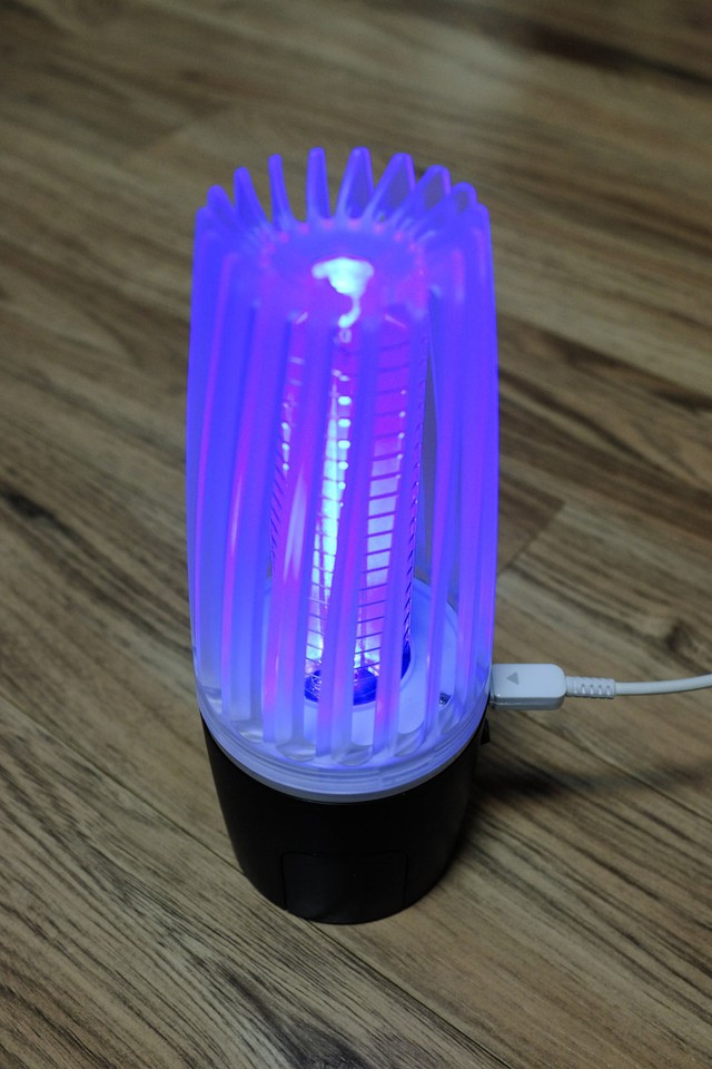 Bug Spark SBA 100B Portable Silent LED Bug Killer& Air Purifier For ...