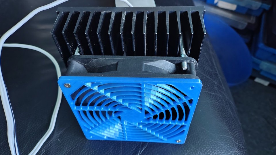 Amateur Radio/DATV 4m/70MHz 30W Amp with filter, heatsink and fan. SMA ...