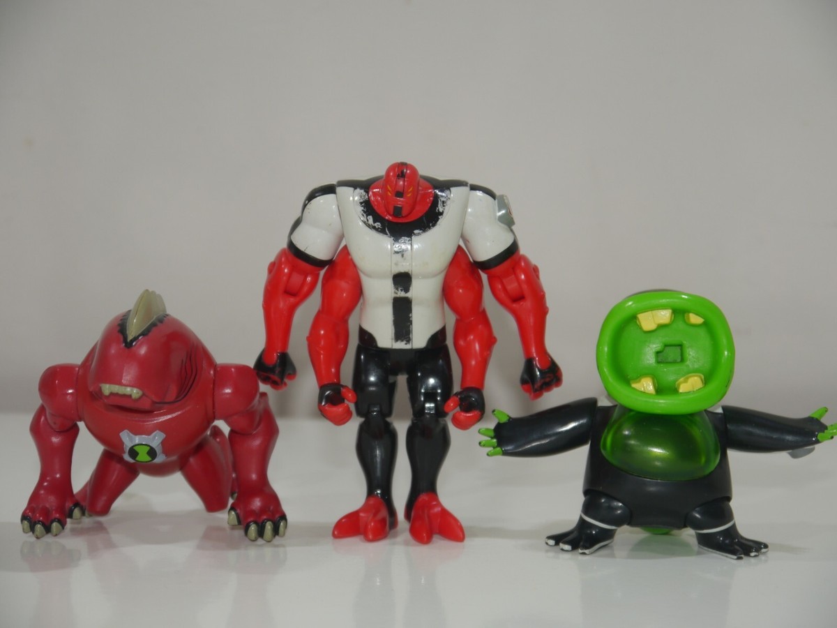 Ben 10 Omniverse Ultimate Wildmutt