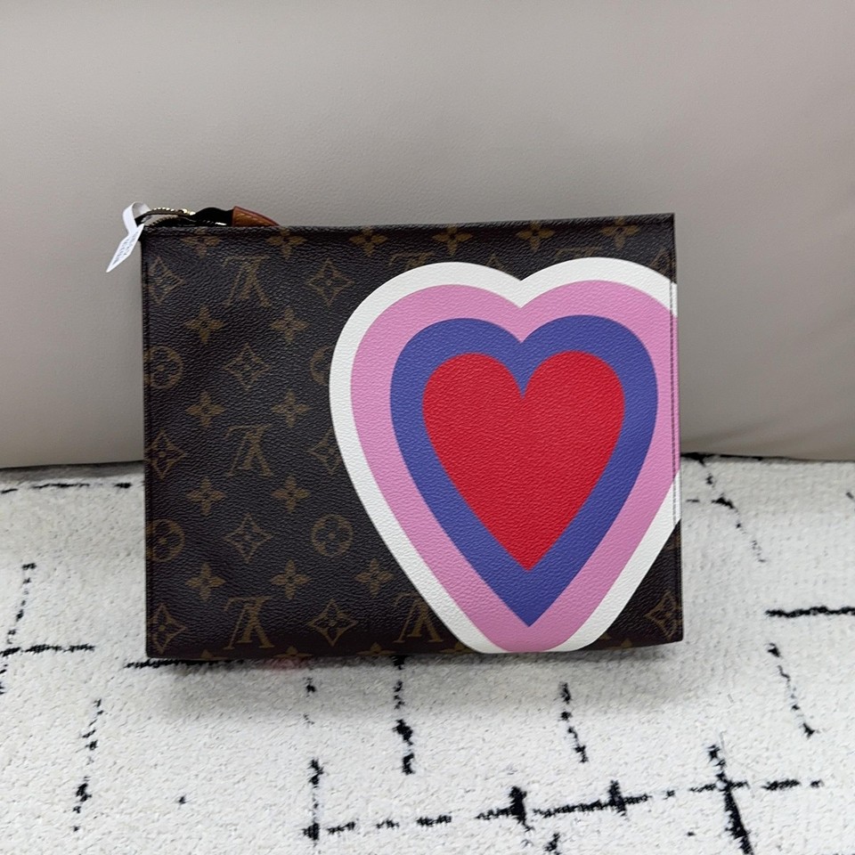 Louis Vuitton Toiletry Pouch 26 Game On Monogram Brown - Very Good ...
