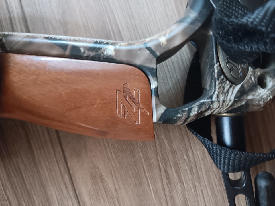 Mathews Z7 Right-Handed Compound Bow 30/70 Loaded SE4 Camo | eBay