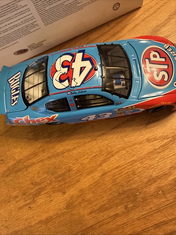 Action #43 Bobby Labonte STP Special Paint Series 2006 Charger 1/24 1 ...