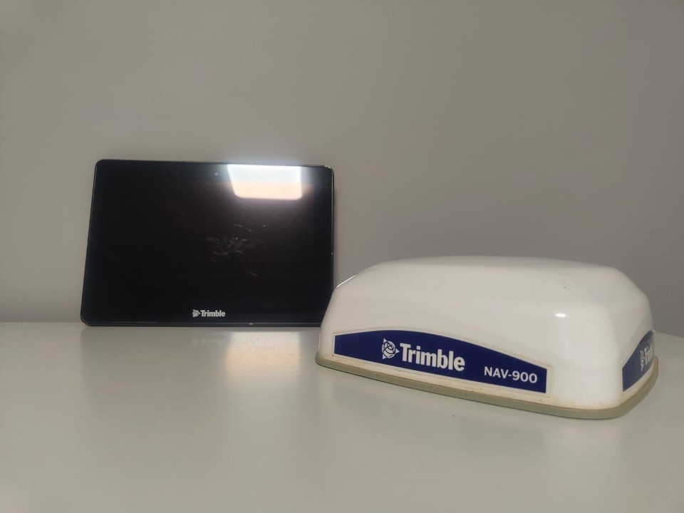 Trimble NAV-900 Guidance Controller with Trimble GFX-750 Display ...