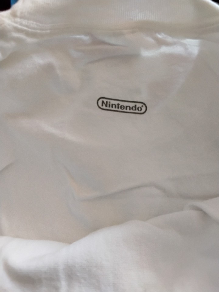 Rare 2006 Nintendo Wii Play Promo T Shirt, white w Blue raised logo, XL ...