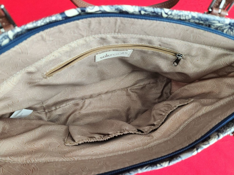 Sakroots Gray Artist Circle "Spirit Desert" Poly Coated Canvas Purse ...