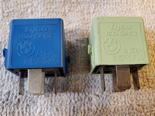 2 BMW E36 Relays Blue 61366915327 and Green 61368373700 Tyco | eBay