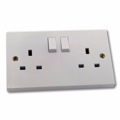 2G 13A White 230V UK 3 Pin Switched Electric Wall Plate Socket - Q406E ...