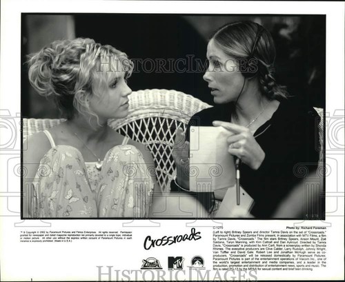 2002 Press Photo Britney Spears with Director Tamra Davis on set of ...