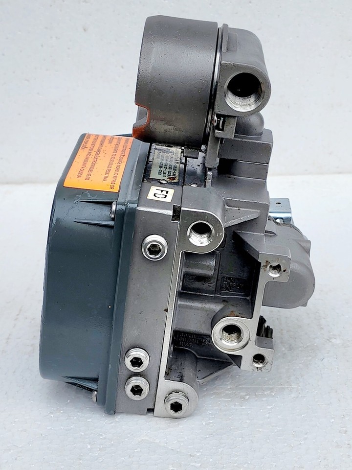 Fisher fieldvue DVC6010 PS Digital Valve POSITIONER Controller ...