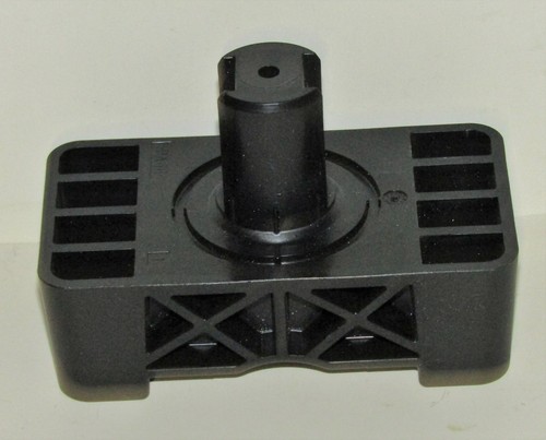 NEW GENUINE MERCEDES BENZ FIXTURE OEM PART NO. A 2046920028 | eBay