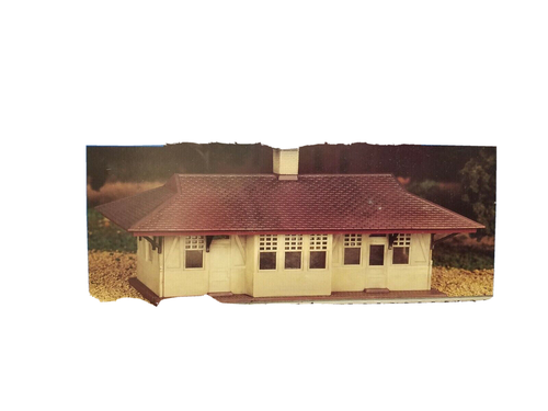 BACHMANN #45521 HO SCALE RURAL STATION BRAND NEW IN SEALED PLASTIC BAG ...