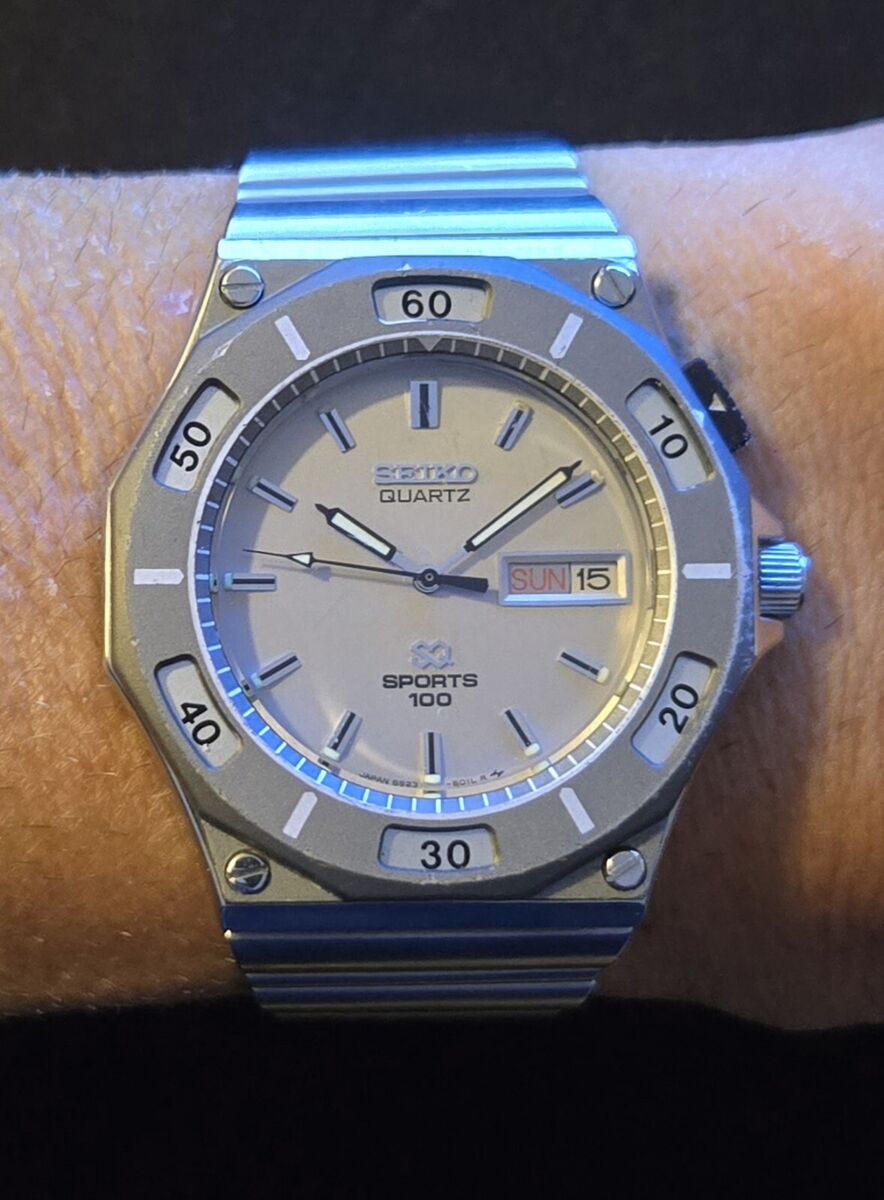 Vintage Seiko 6923-600B SQ Sports 100 Men's Retro Stunner Vintage Seiko 6923-600B SQ Sports 100 Men's Retro Stunner