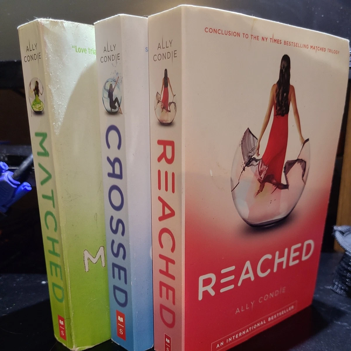 Matched By Ally Condie Book Cover