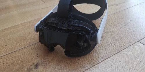 Bigscreen Beyond 64mm IPD VR Headset, With Quest 2 Elite Head Strap ...