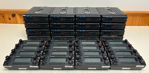 Lot of Motorola APX 6500 Model M25URS9PW1AN 7/800MP w/ Control Heads ...