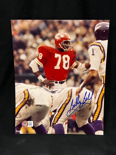 BOBBY BELL K.C. CHIEFS SIGNED AUTOGRAPH 8X10 PHOTO BAS BECKETT COA ...