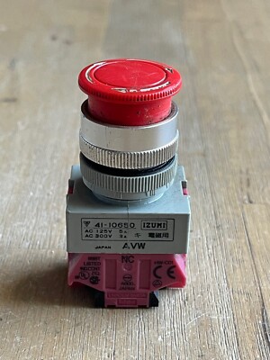 IZUMI 41-10650 RED TWIST LOCK BUTTON WITH IDEC HW-C01 CONTACT BLOCKS | eBay