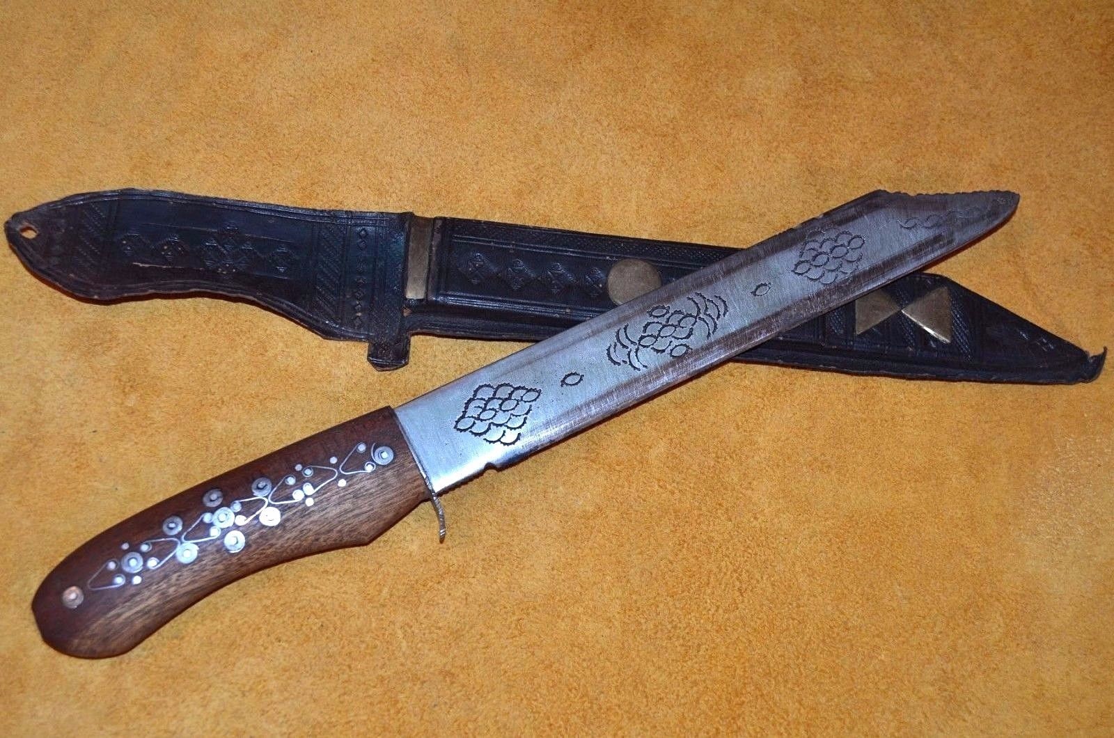 Nomadic Tuareg Tribal Hand Forged Metal Knife Dagger Leather Sheath ...
