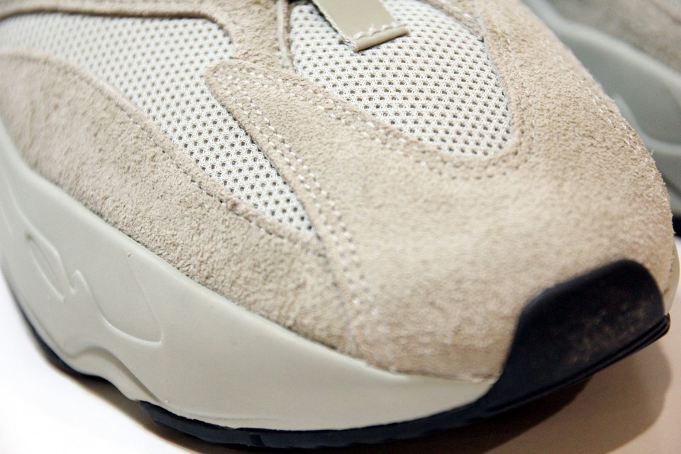 15% OFF Adidas EG7487 YEEZY Boost 700 SALT OG US 11 OFF WHITE Kanye ...