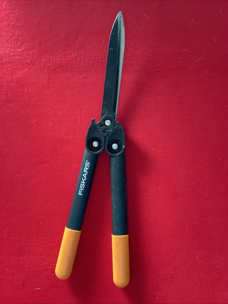 Fiskars PowerGear HS72 Hedge Shears 1000596 6411501147905 eBay