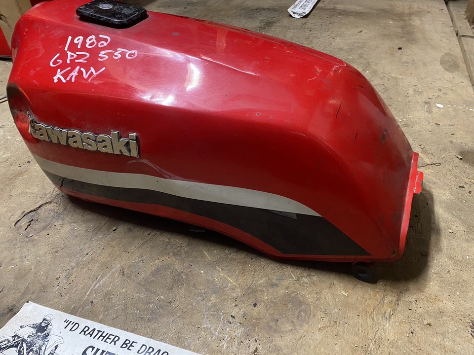 1982 Kawasaki GPZ 550 Gas Tank Fuel Tank | eBay