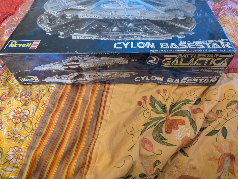 Revell Battlestar Galactica Cylon Basestar 30th Anniversary 85-6443 New ...