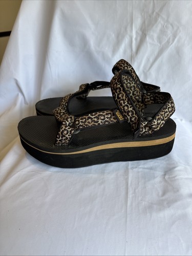 Teva flatform universe Sandals With Straps Animal Print Casual SZ 9 | eBay