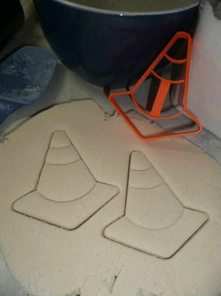 CONSTRUCTION CONE SAFETY MARKER ROAD TRAFFIC COOKIE CUTTER USA PR4108 ...