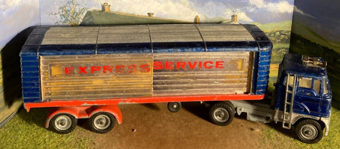 Corgi Major Toys 1137 Ford Articulated Truck Express Service for sale ...