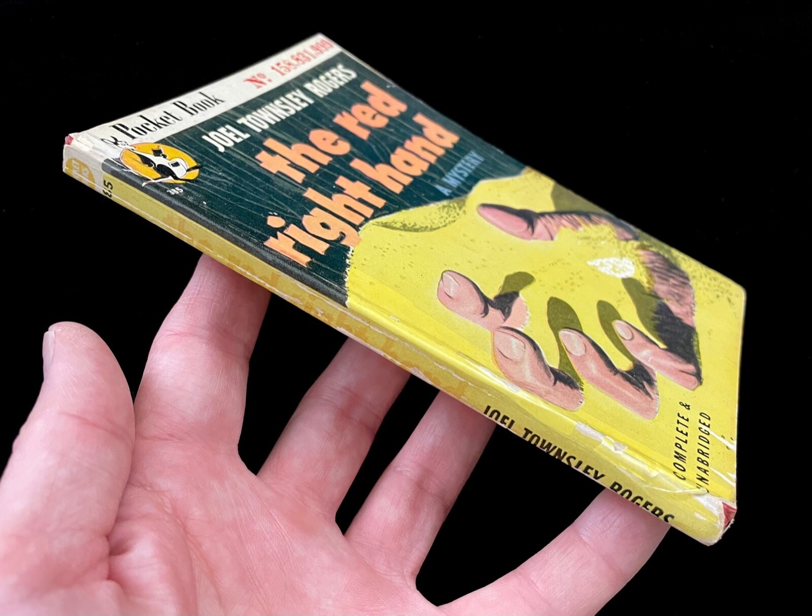 THE RED RIGHT HAND by JOEL TOWNSLEY ROGERS. POCKET BOOK MYSTERY 1946 | eBay