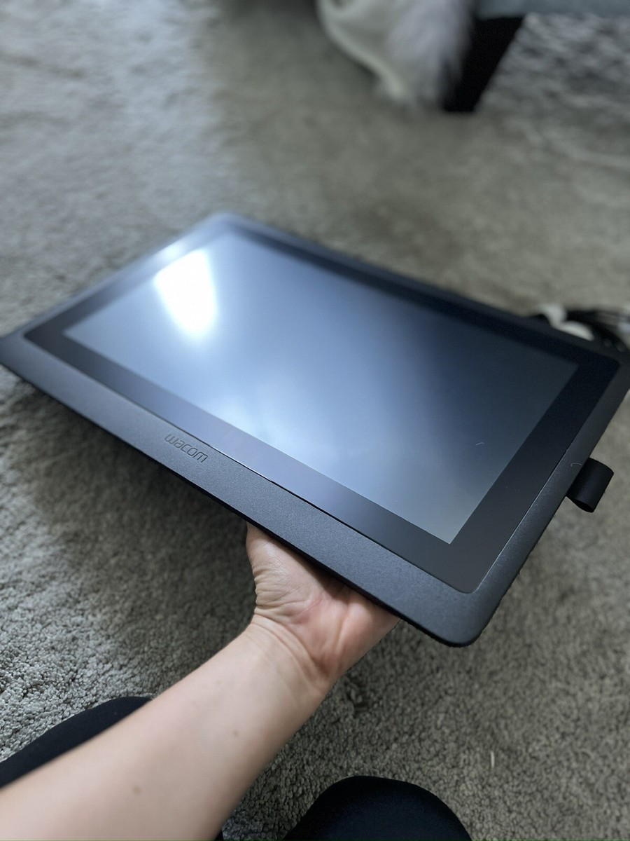 Wacom Cintiq 16 Creative Pen and Touch Display Drawing Wacom Cintiq 16 Creative Pen and Touch Display Drawing