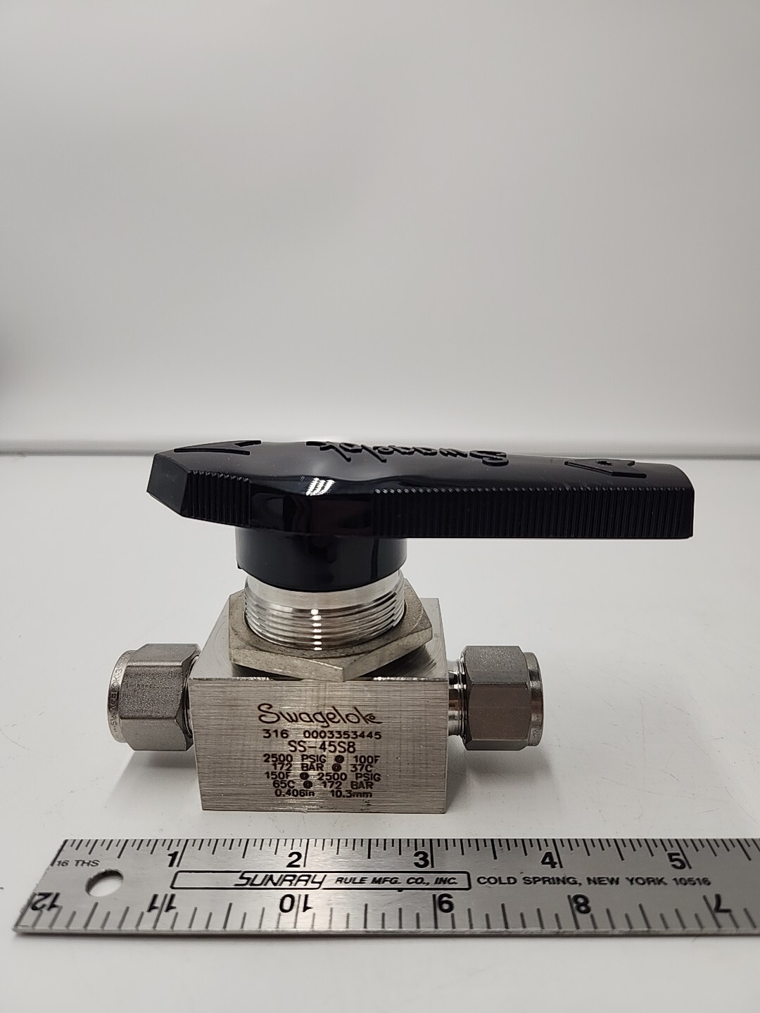 Swagelok SS-45S8 1-Piece 40 Series Ball Valve, 12Cv, 1/2in. Tube ...