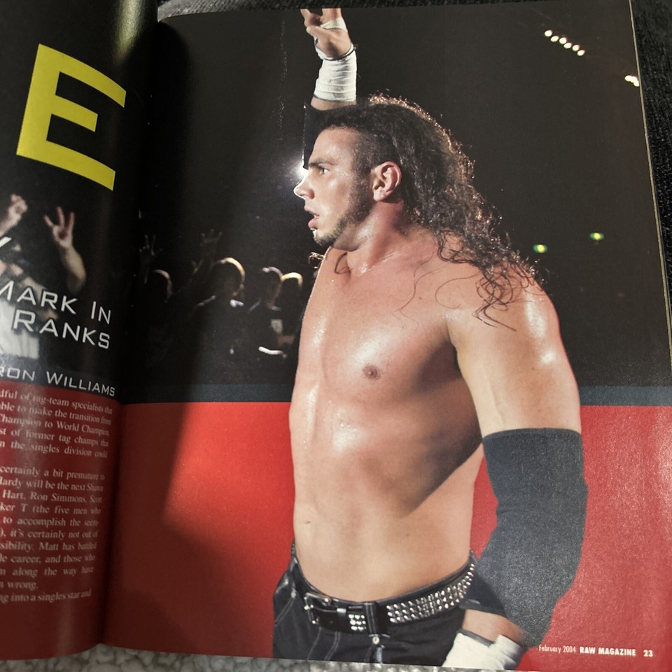 FEBRUARY 2004 WWE RAW wrestling magazine SHAWN MICHAELS - Poster! | eBay