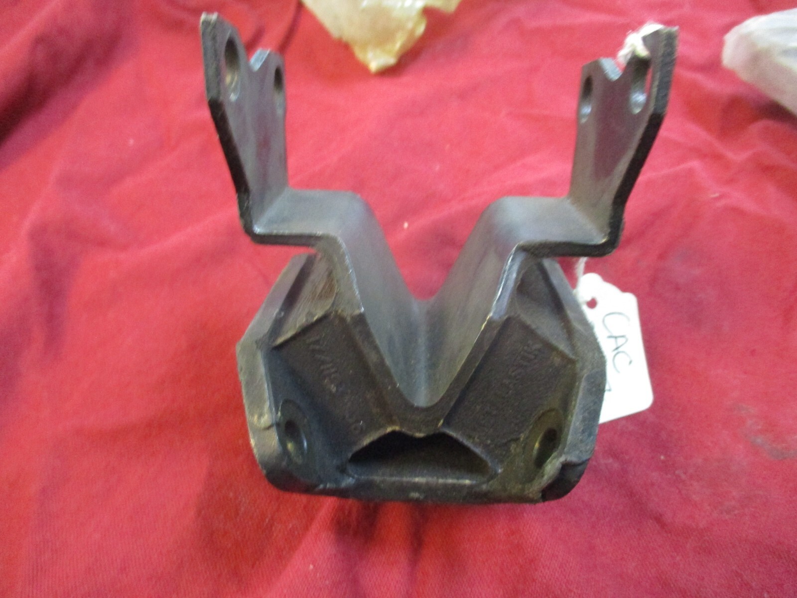 Jaguar XJ6 series I,2, 3, XJ12, XJS rear subframe mount CAC3067 ...