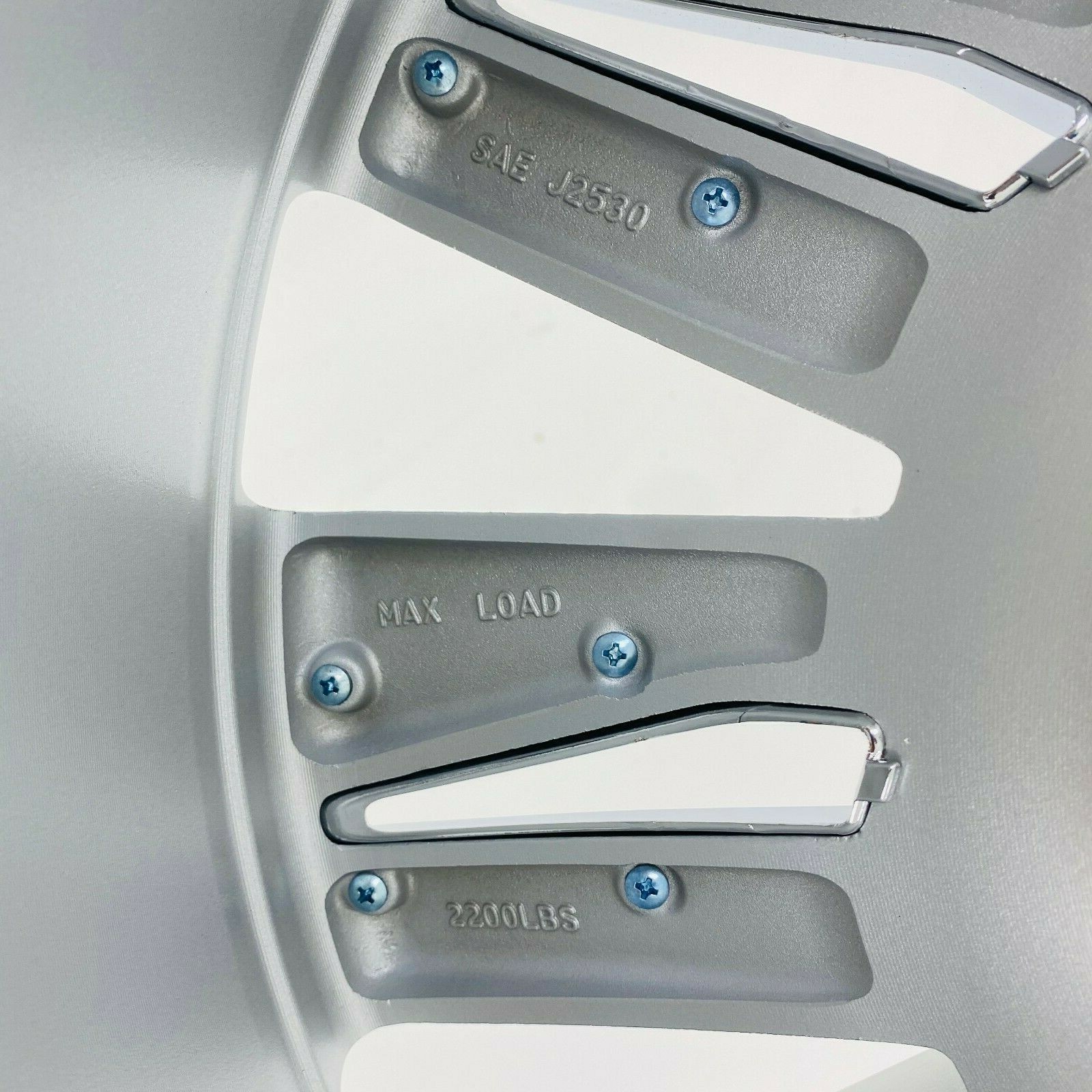 Cadillac Escalade PLATINUM SGG Wheel 22 in New OEM Factory GM Spec 4740 ...