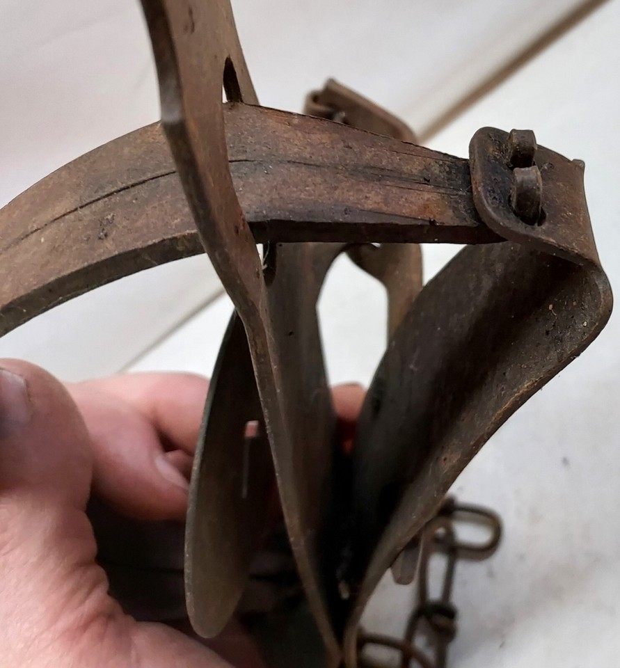 Vintage Victor Oneida Jump Trap No. 4 - Animal Trap - 1107242 | eBay