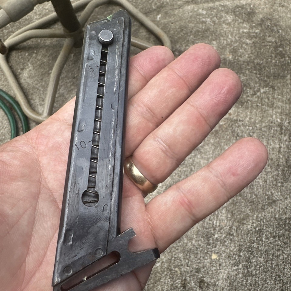 High Standard HD Military Slant Grip Metal Bottom 10 Round Magazine 22 ...