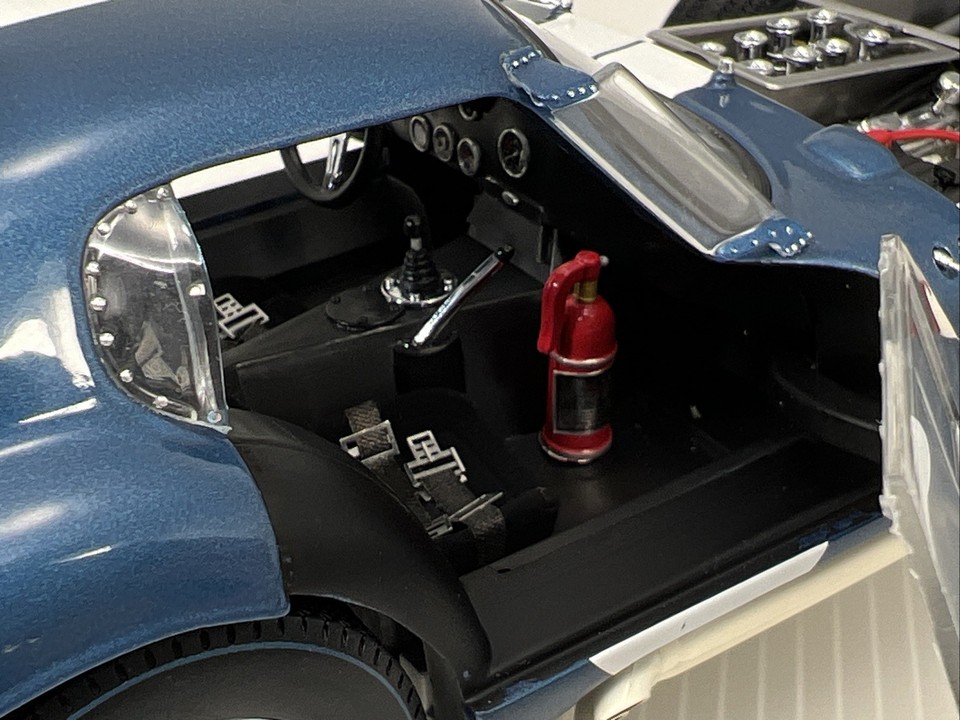 1/18 Exoto 1965 Carroll Shelby Cobra Daytona Jo Schlesser Hal Heck ...