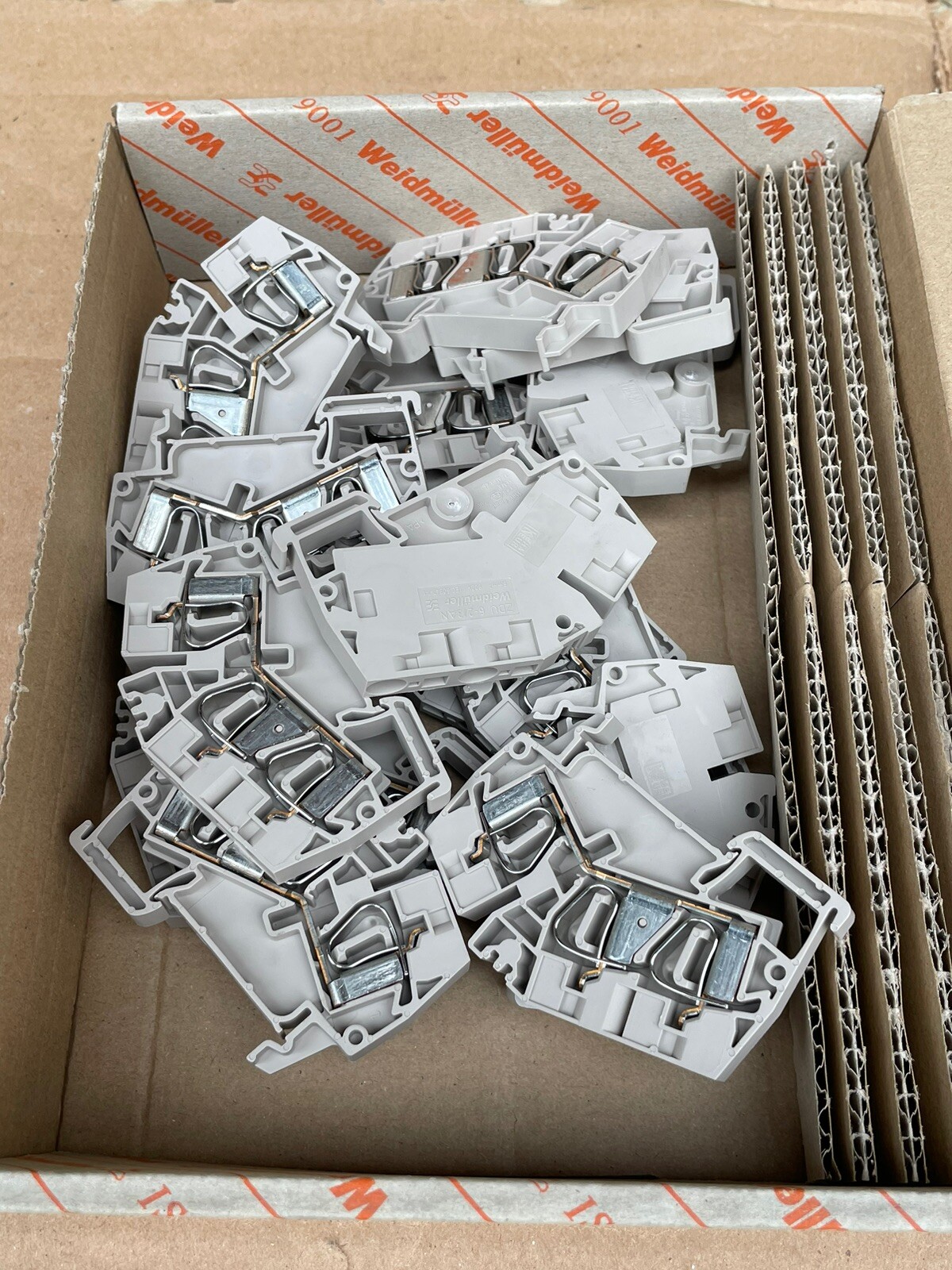 (16) Weidmuller 1771410000 DIN Rail Mount Terminal Blocks, Fused ZDU 6 ...