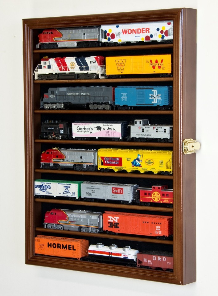 Small HO Scale Train Model Trains Locomotive Engine Display Case ...